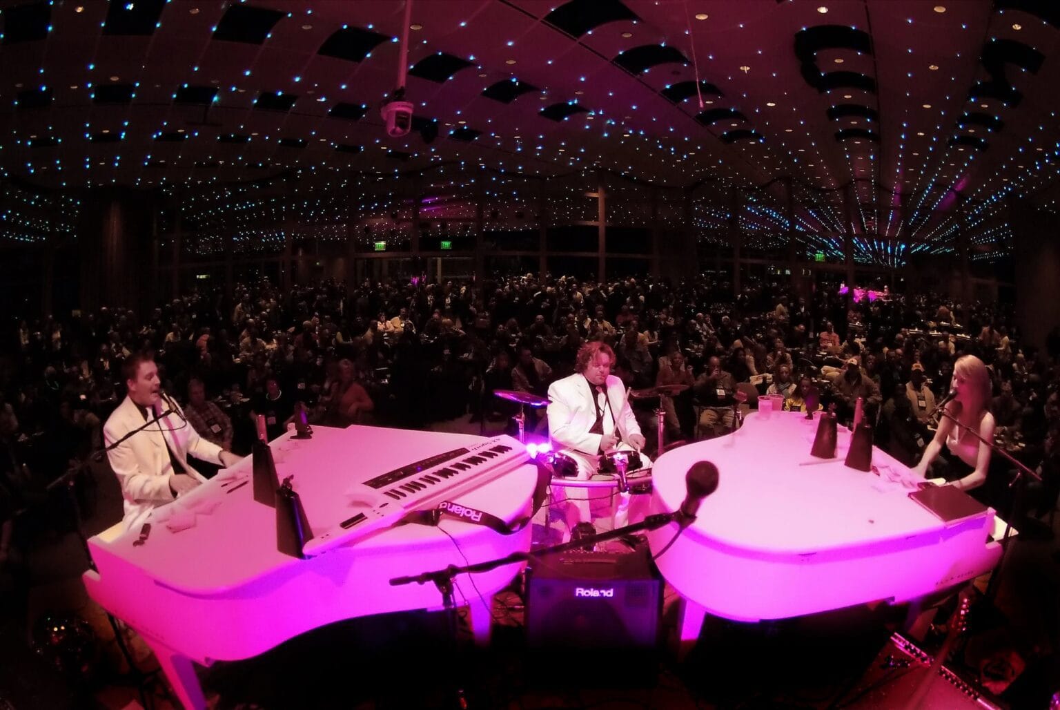 Home - Dueling Pianos Road Show